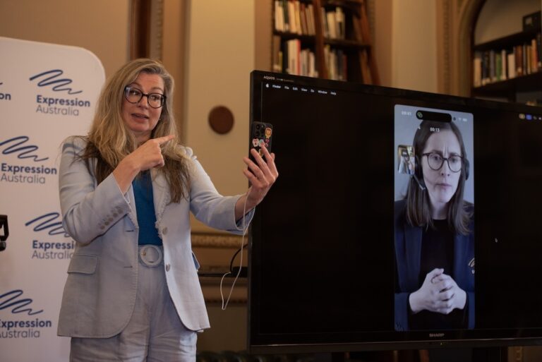 Expression Australia launches world first Auslan Emergency Interpreting ...